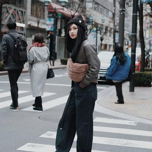 4 Inspirasi Padu Padan Hijab Japanese Style ala Selebgram Aufa Tokyo