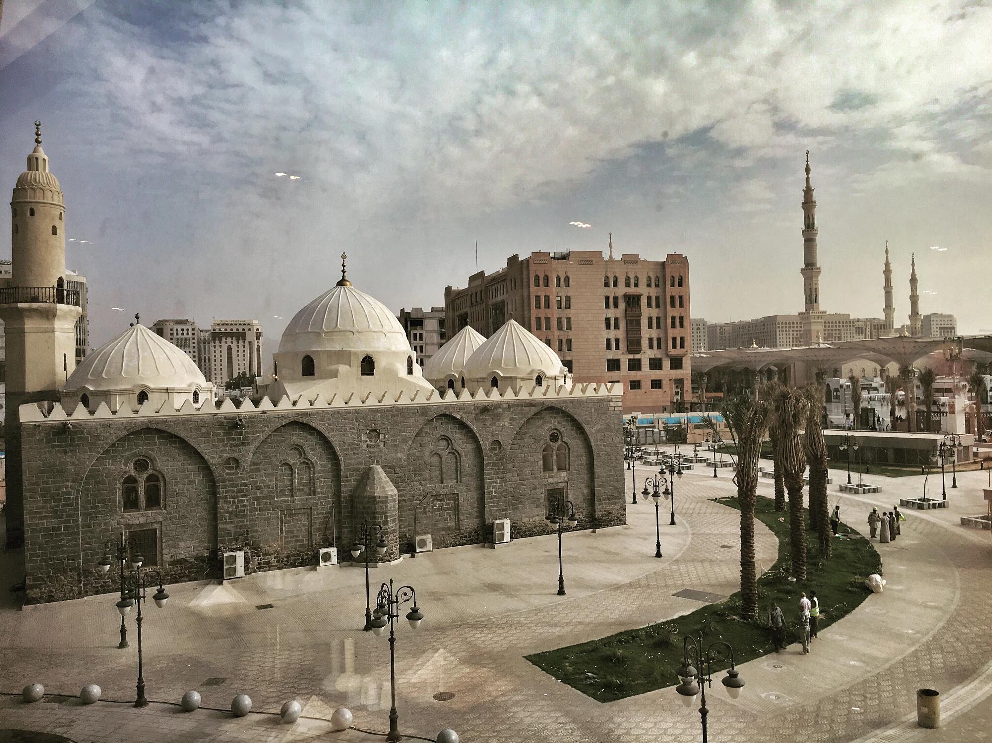 Ternyata Ada Banyak Masjid Dekat Masjid Nabawi!