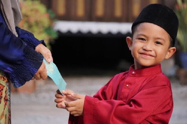 Minta Ditraktir Sama Dengan Mengemis? Ini Hukum Meminta-minta dalam Islam