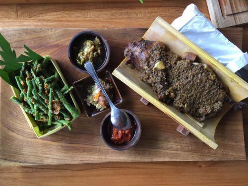 Mencicipi Kelezatan Bebek Timbungan, Santapan Para Raja Bali Zaman Dulu