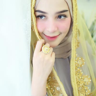 Feeds Instagramnya Selalu Flawless, Ini Tutorial Makeup Ala Hijabers ...