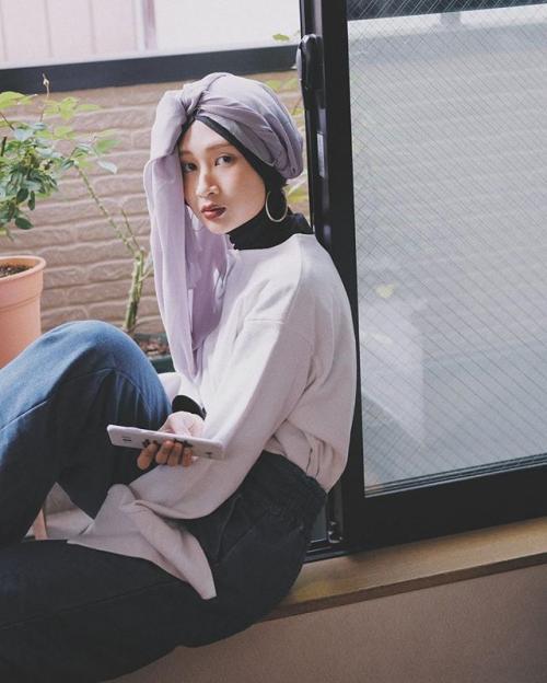4 Inspirasi Padu Padan Hijab Japanese Style ala Selebgram Aufa Tokyo
