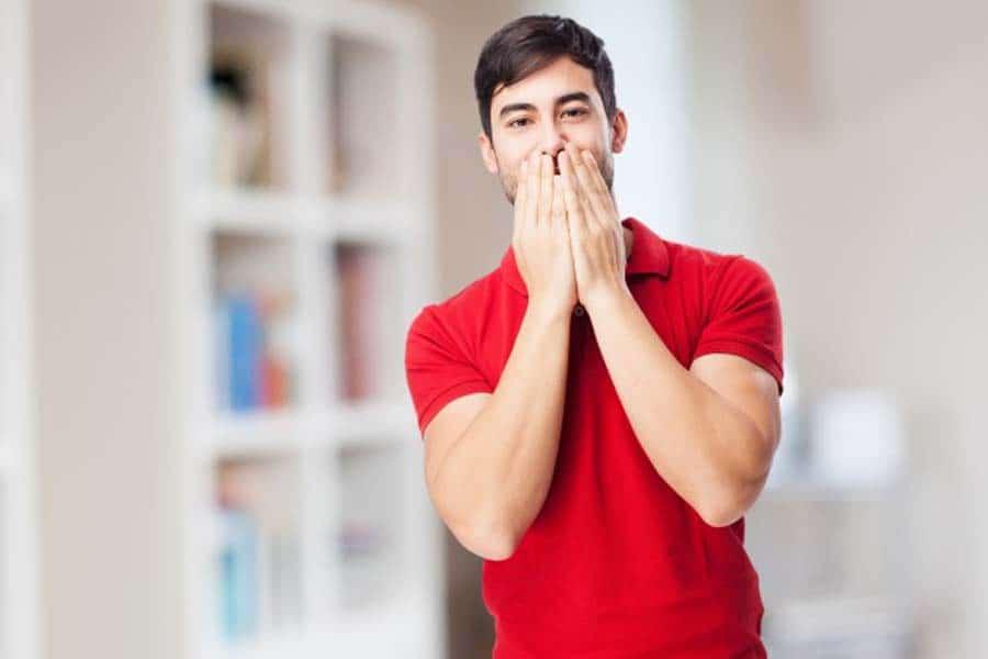 Bolehkah Sendawa Dengan Suara Keras?