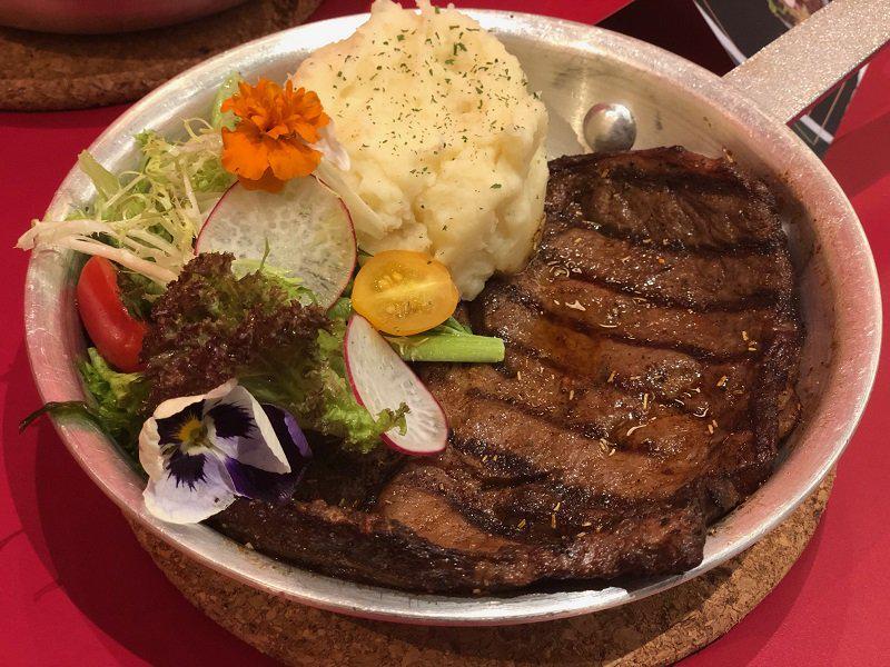 3 Rahasia Bikin Steak Rumahan Selezat Restoran Mewah