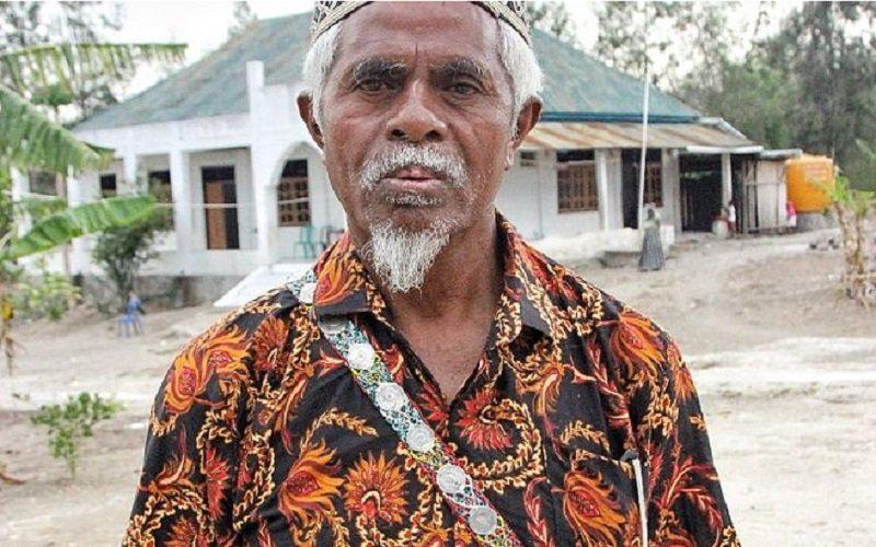 Kisah Mualaf, Berawal dari Agama Animisme, Jadi Pendakwah hingga Raih ...