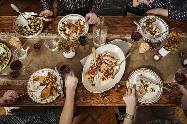 Aturan Umum Table Manner yang Perlu Kamu Tahu